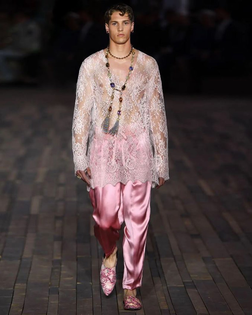 Shows | Select Chicago | Select Model Management