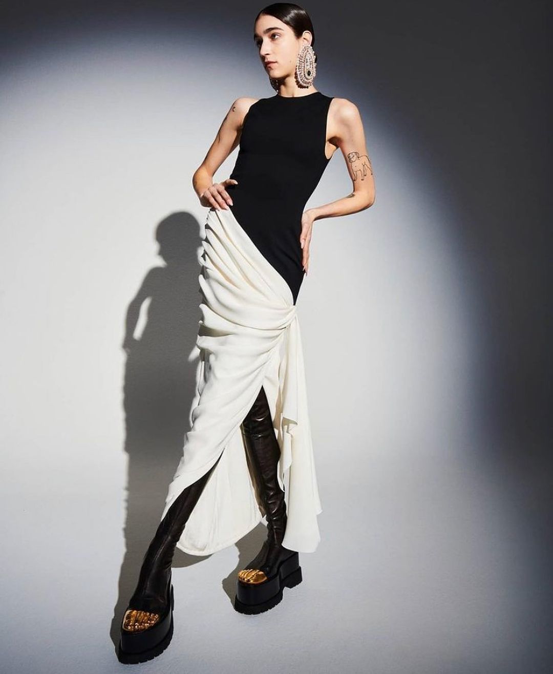 Digital-shows | Select London | Select Model Management